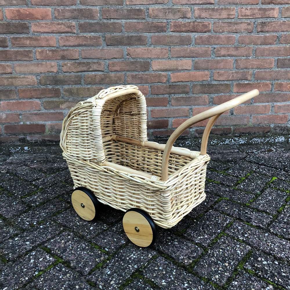 Poppenwagen laag in Naturel Rotan – Rotanmanden, de webshop voor rotan ...